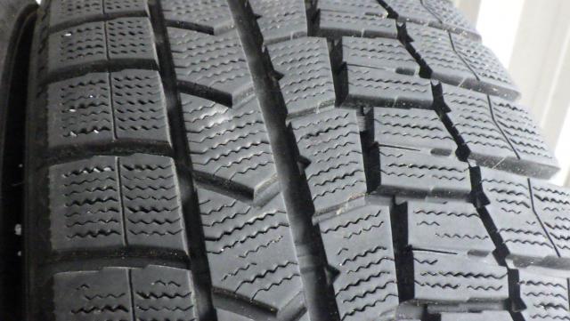 札幌のダンロップ ウインターMAXX WM02 225/50R17 94Q 中古4本セット 061209の中古